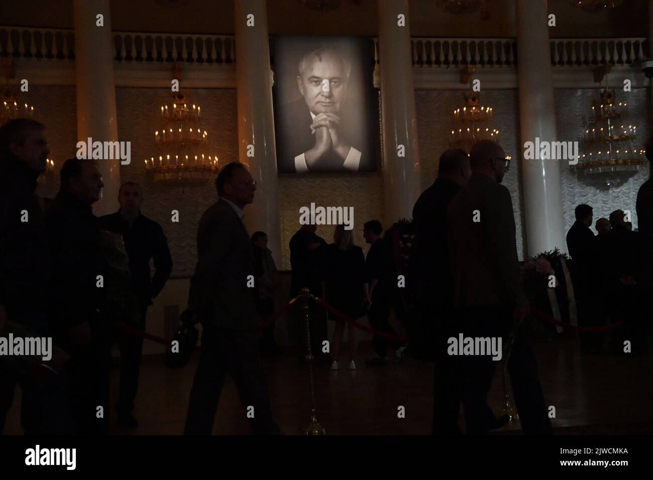 Moscow. A ceremony of farewell to the former president of the USSR ...