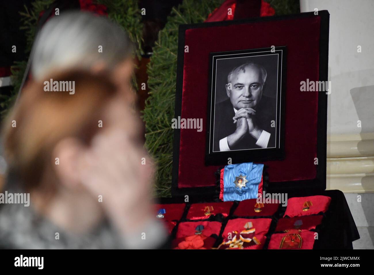 Moscow. A ceremony of farewell to the former president of the USSR ...