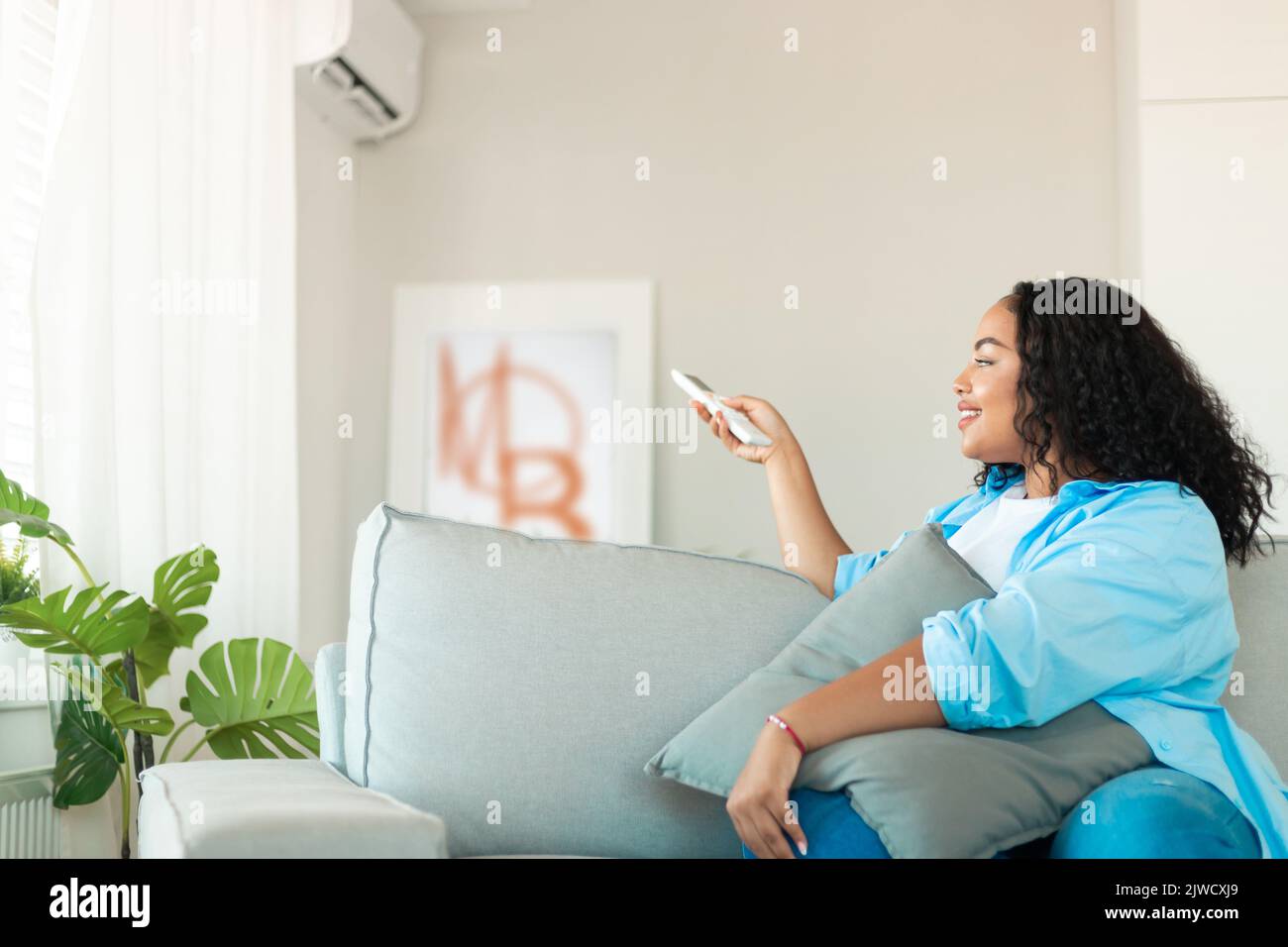 Ac controller hi-res stock photography and images - Alamy