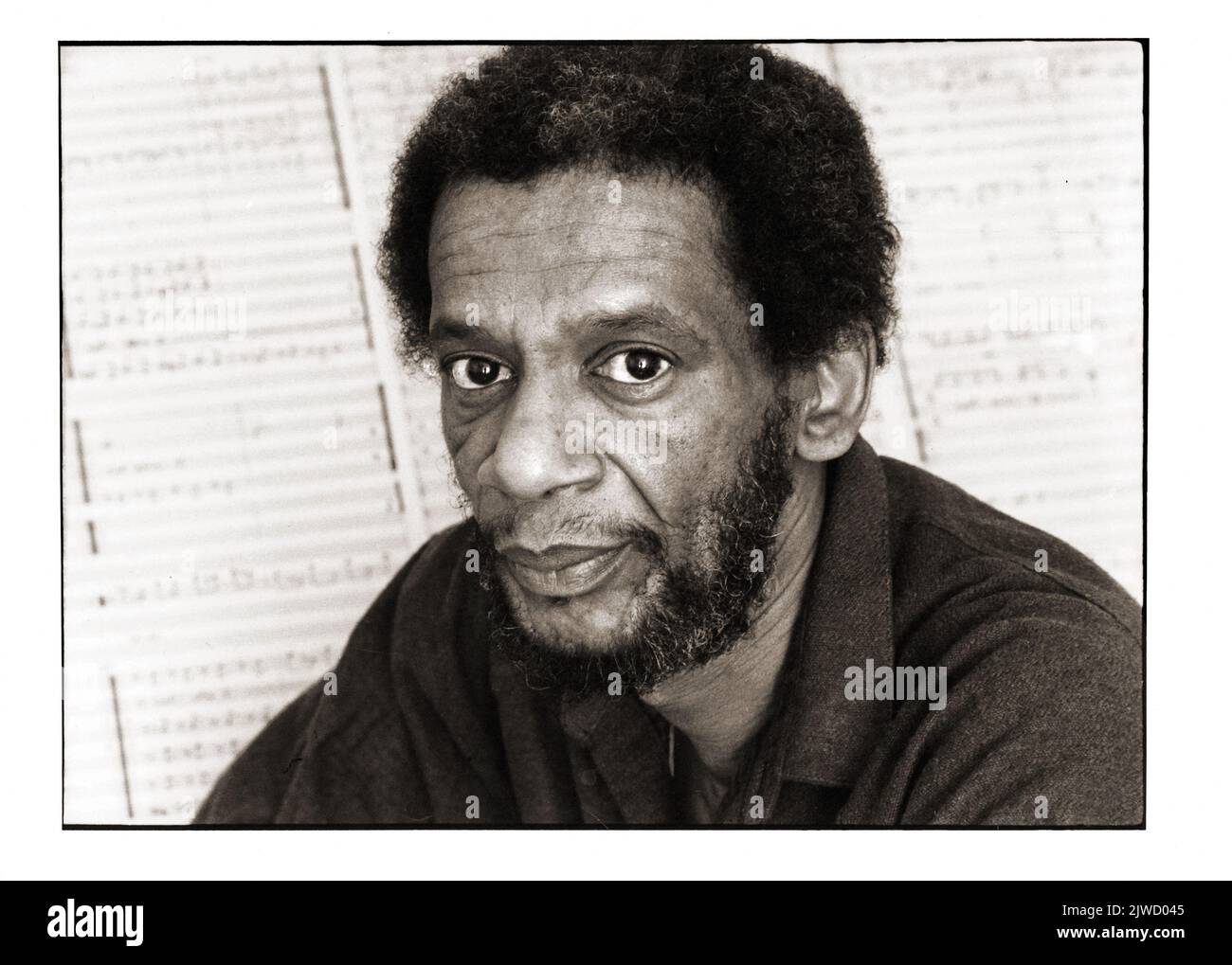 Violinist and vintage and man hi-res stock photography and images - Alamy