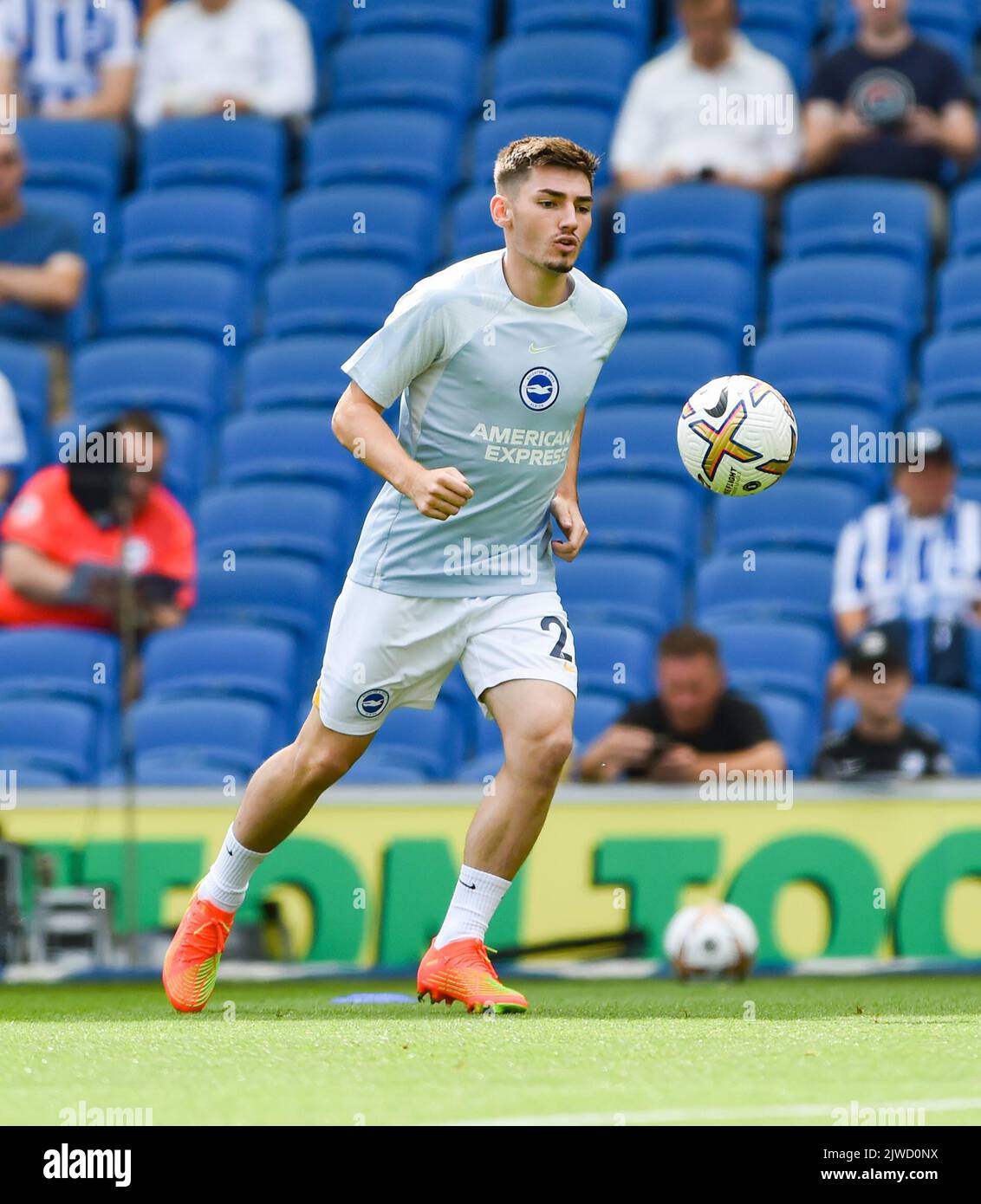 Brighton's new signing Billy Gilmour warming up before the Premier ...
