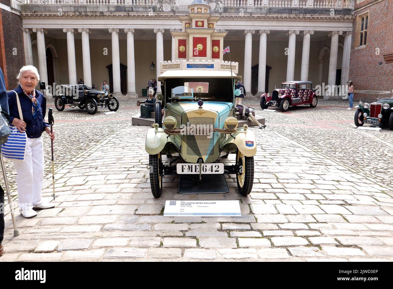 Leading global auction house Gooding & Company conducted a sale at ...