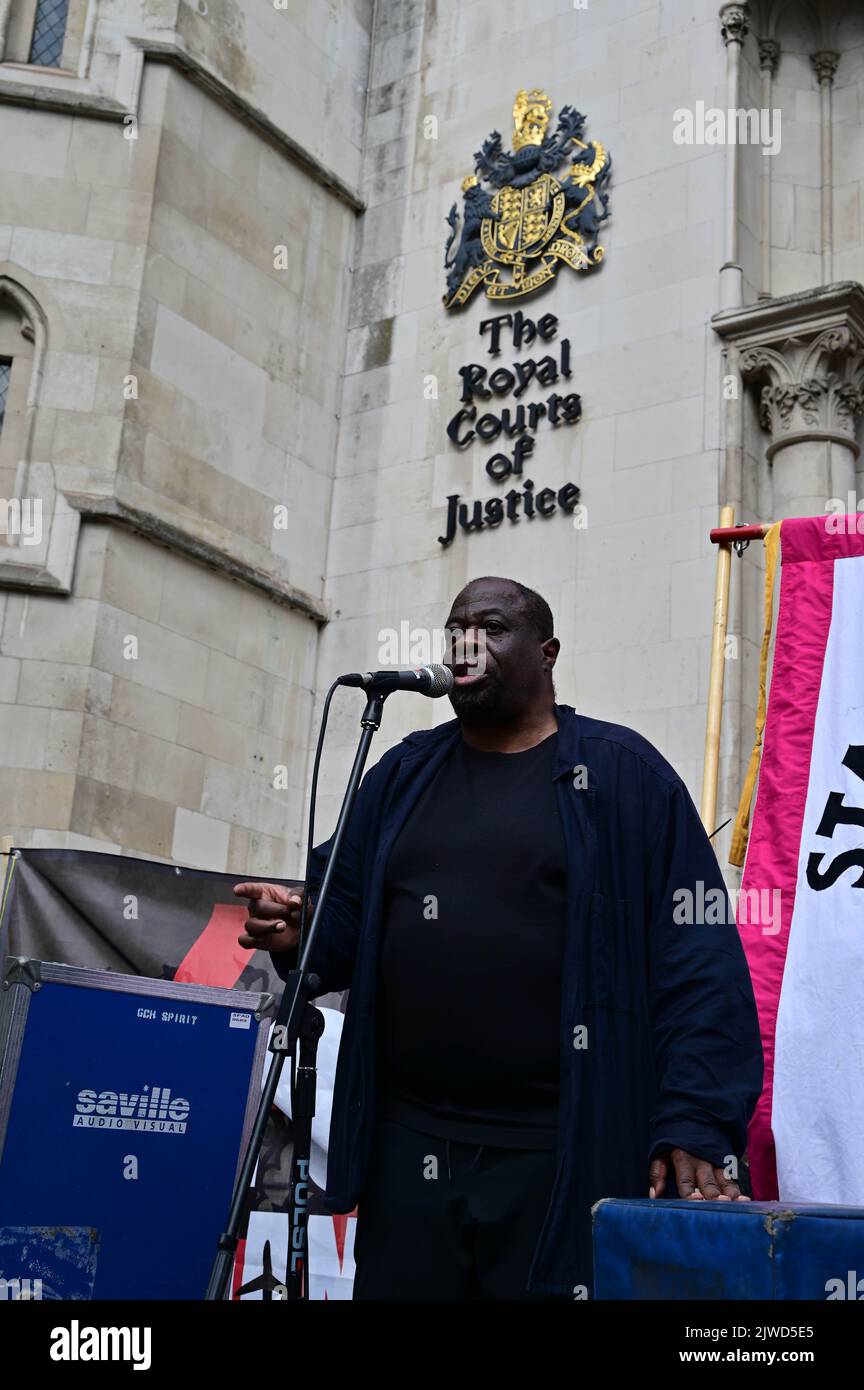 Royal Courts of Justice, London, UK. 5th Sep, 2022. Speaker Stand Up To ...