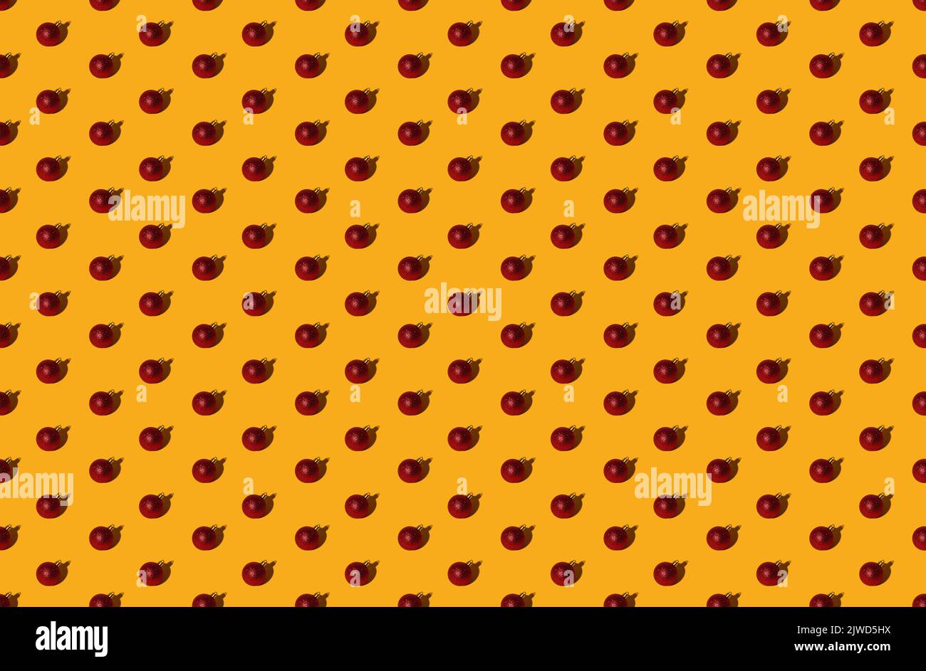 orange christmas background ball seamless pattern Stock Photo - Alamy