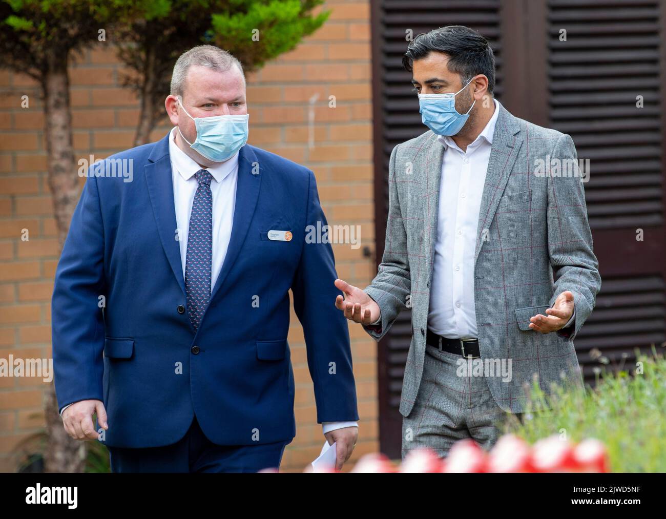 Humza Yusaf talks with Care Home Manager Stephen Colquhoun at Victoria ...