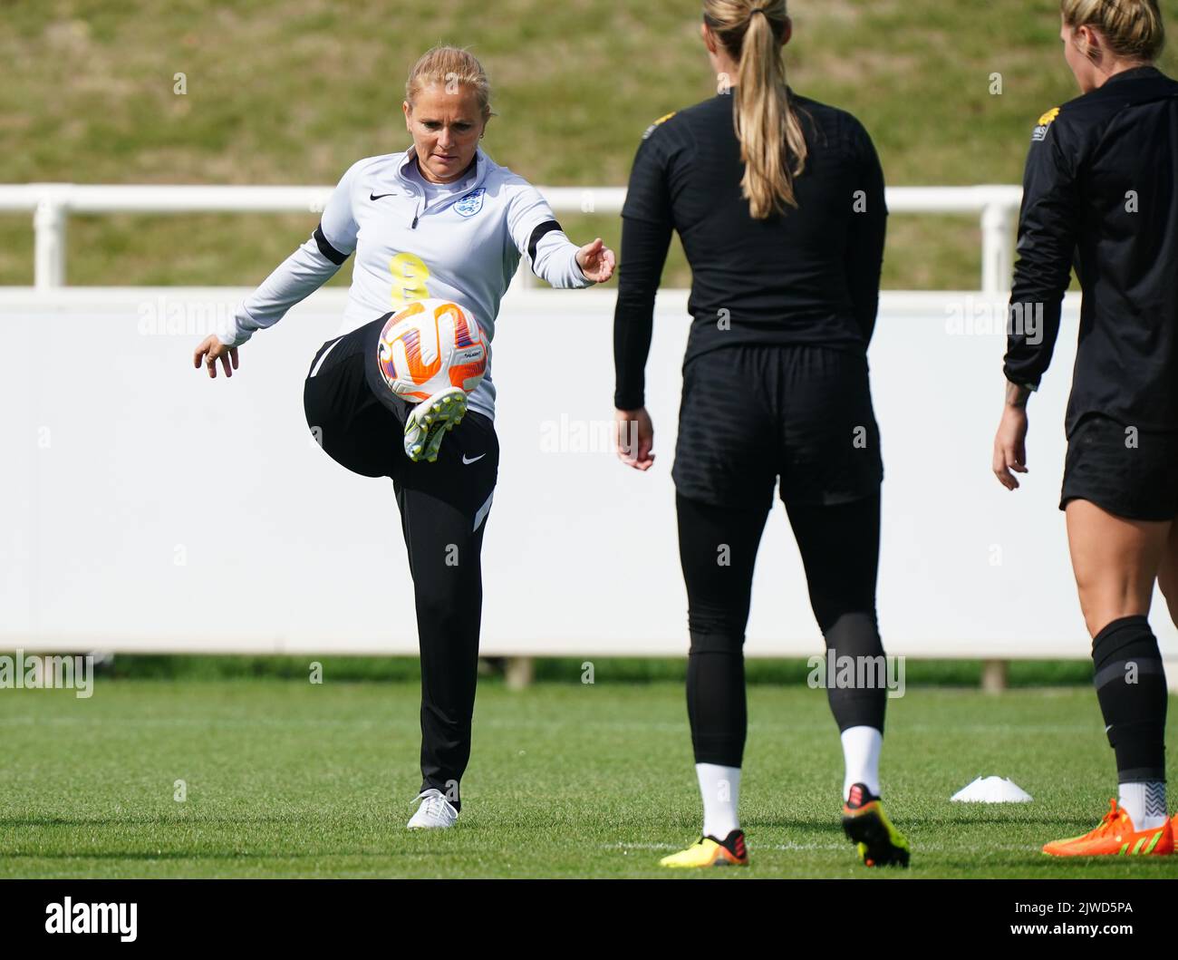 Sarina wiegman lionesses hi-res stock photography and images - Alamy