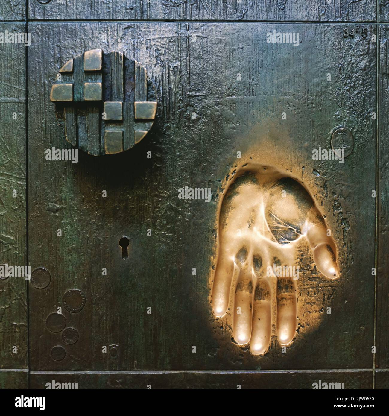 Bronze cast panels hi-res stock photography and images - Alamy