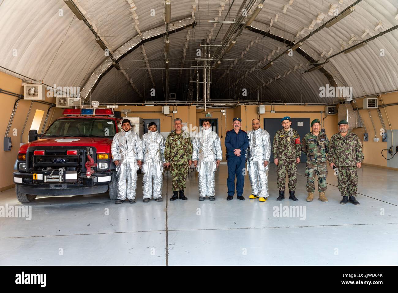 Bundeswehr in Afghanistan - Luftwaffenstützpunkt der Afghanischen ...