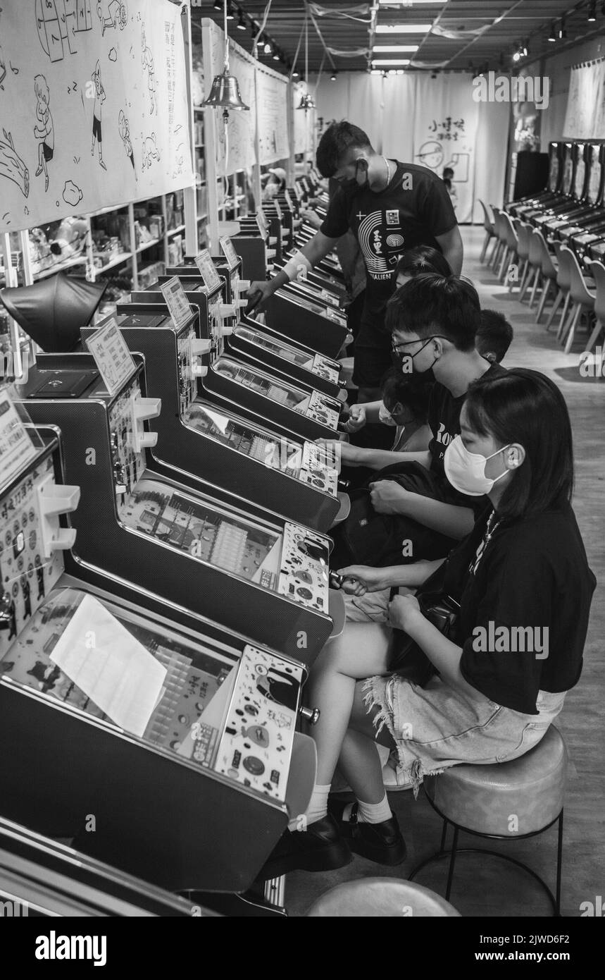 09 05 05 Black and White Stock Photos & Images - Alamy