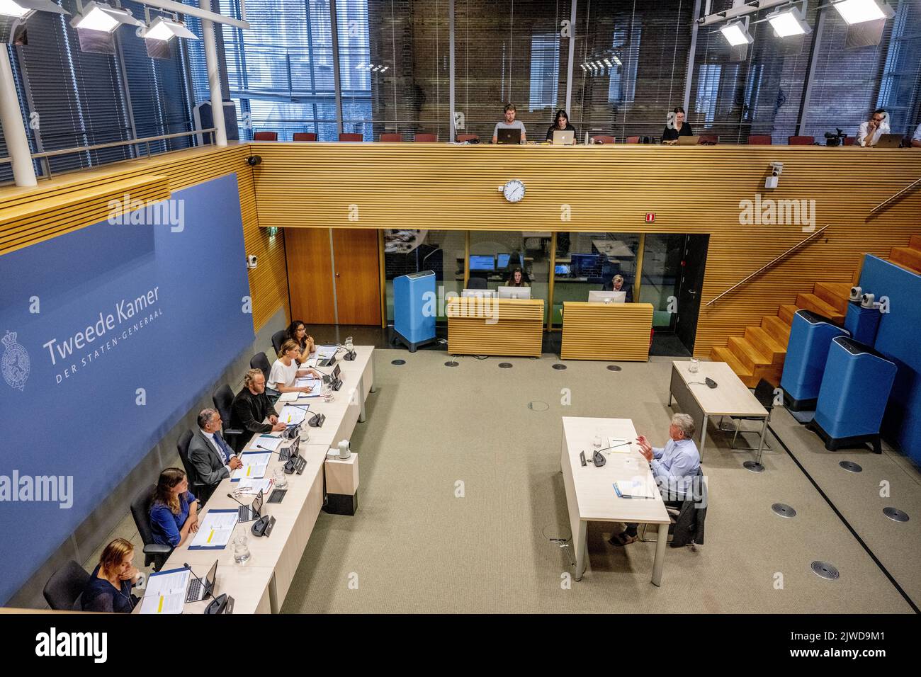 Investigation committee survey hi-res stock photography and images - Alamy