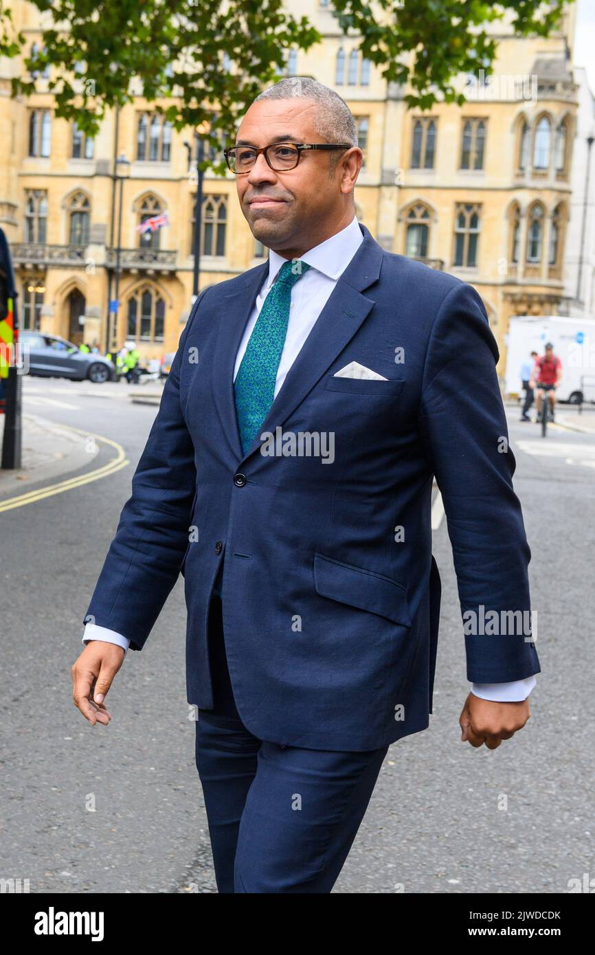 London, UK. 5 September 2022. James Cleverly arrives at the Queen ...