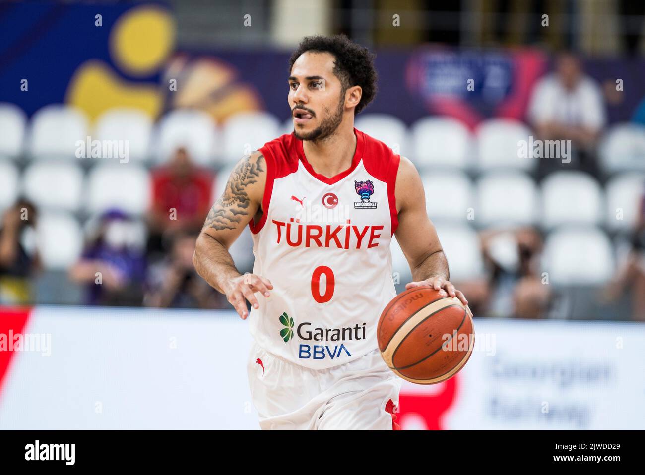 Tbilisi, Georgia, 4th September 2022. Shane Larkin of Turkey drives to ...