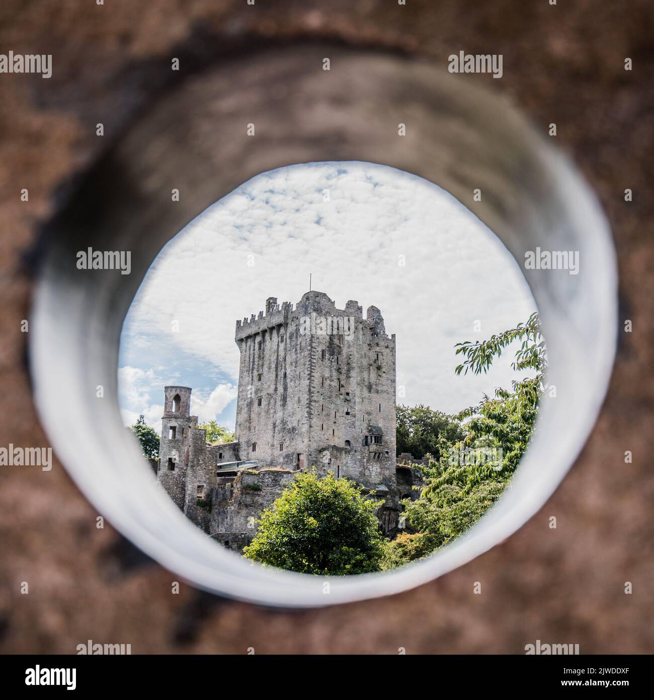 Main Castle Keep & Tower at Blarney Castle and Gardens, Blarney, Co ...