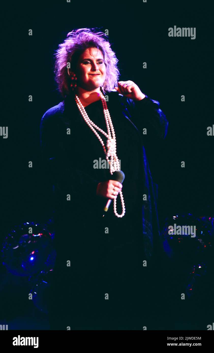 British punk rock singer hi-res stock photography and images - Alamy