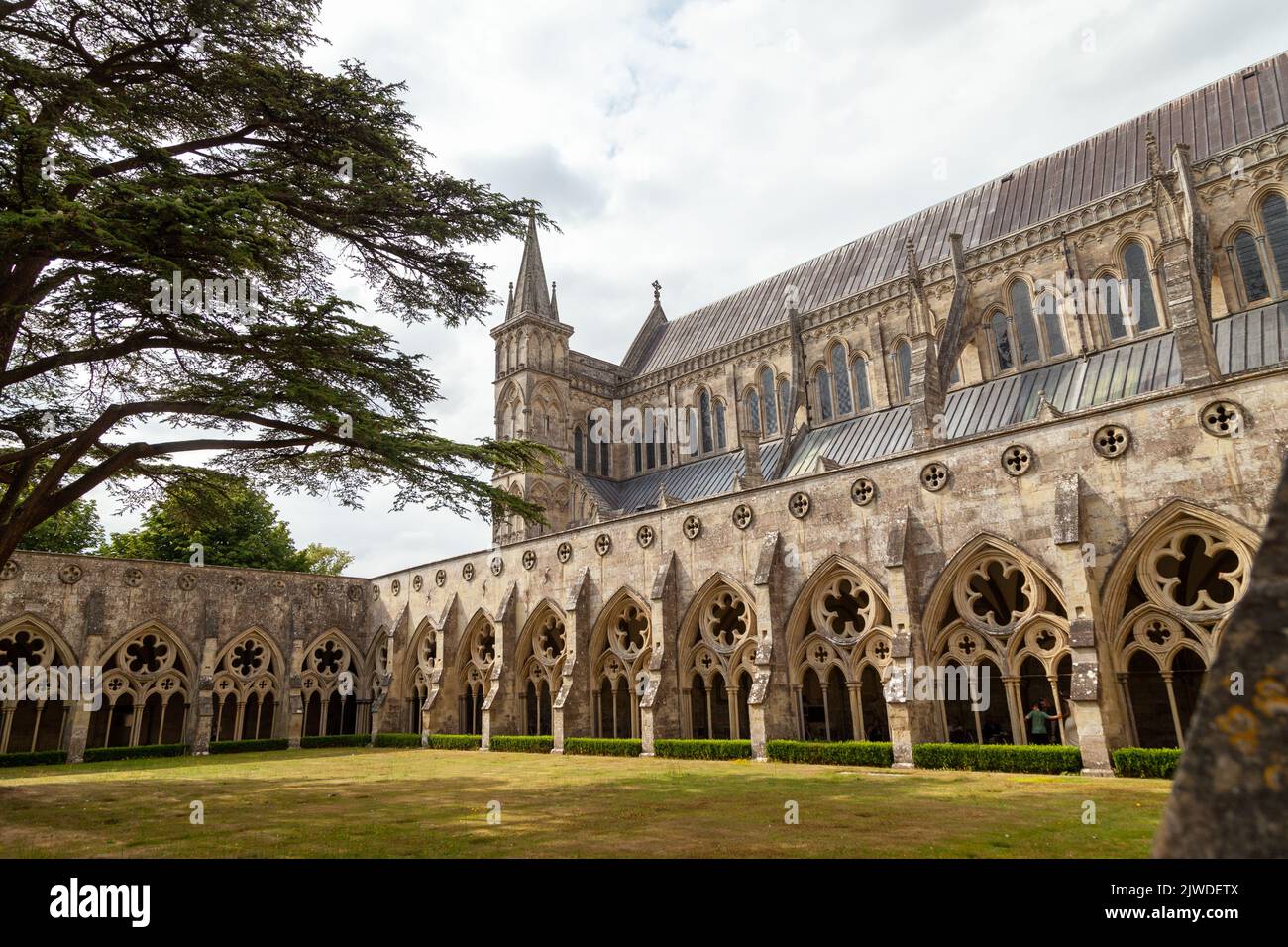 Salisbury Cathedral cloisters Stock Photo - Alamy