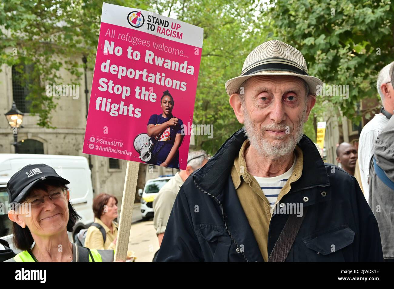 Royal Courts of Justice, London, UK. 5th Sep, 2022. Michael Wayne Rosen ...