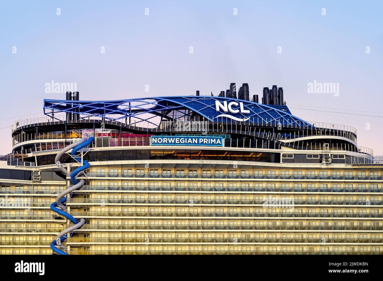 Norwegian Prima is a Leonardo class cruise ship operated by Norwegian ...