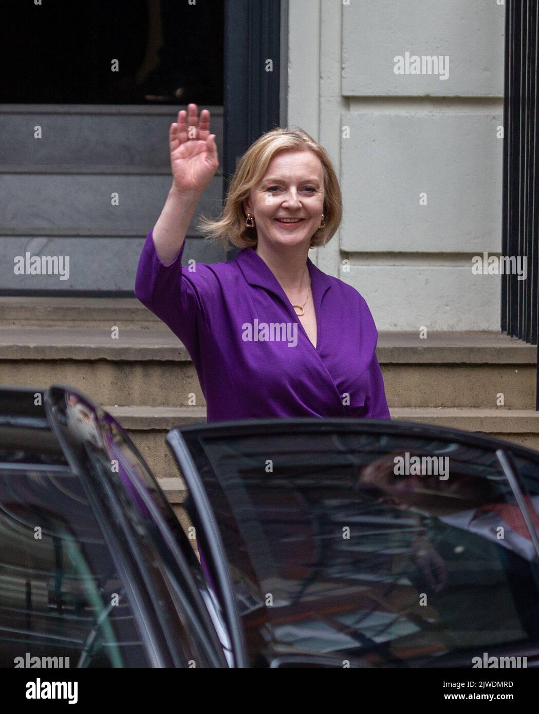 London, England, UK. 5th Sep, 2022. LIZ TRUSS is seen leaving ...