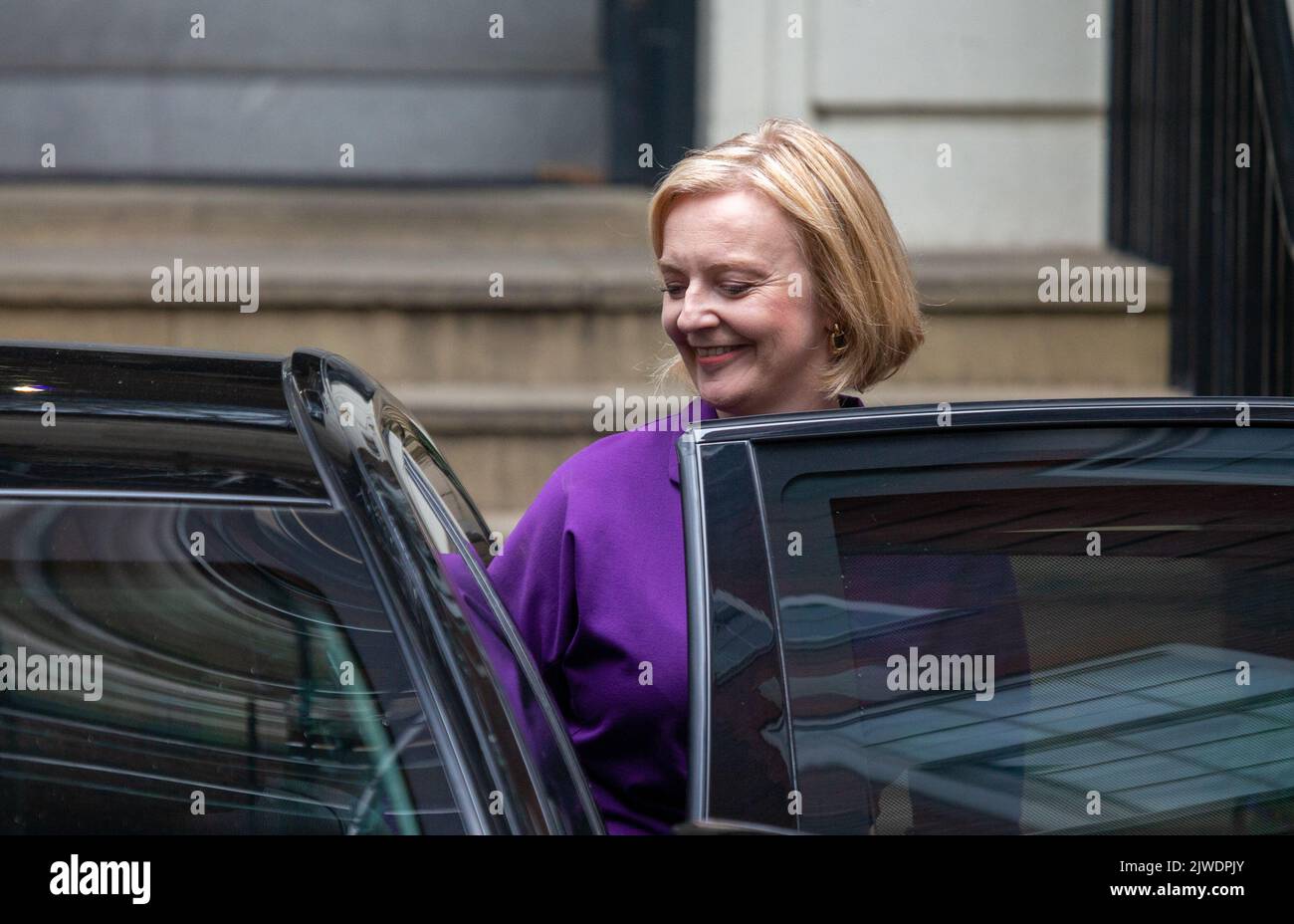 London, England, UK. 5th Sep, 2022. LIZ TRUSS is seen leaving ...