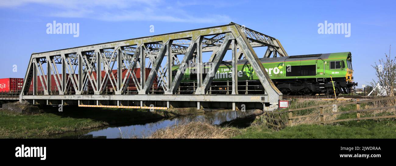 DB 66004, I am a Climate Hero, Vegetable Oil powered freight train near ...