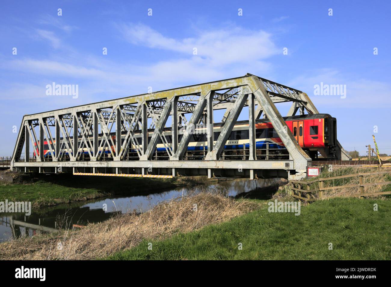 East Midlands Regional train 158863 near Manea village, Fenland ...