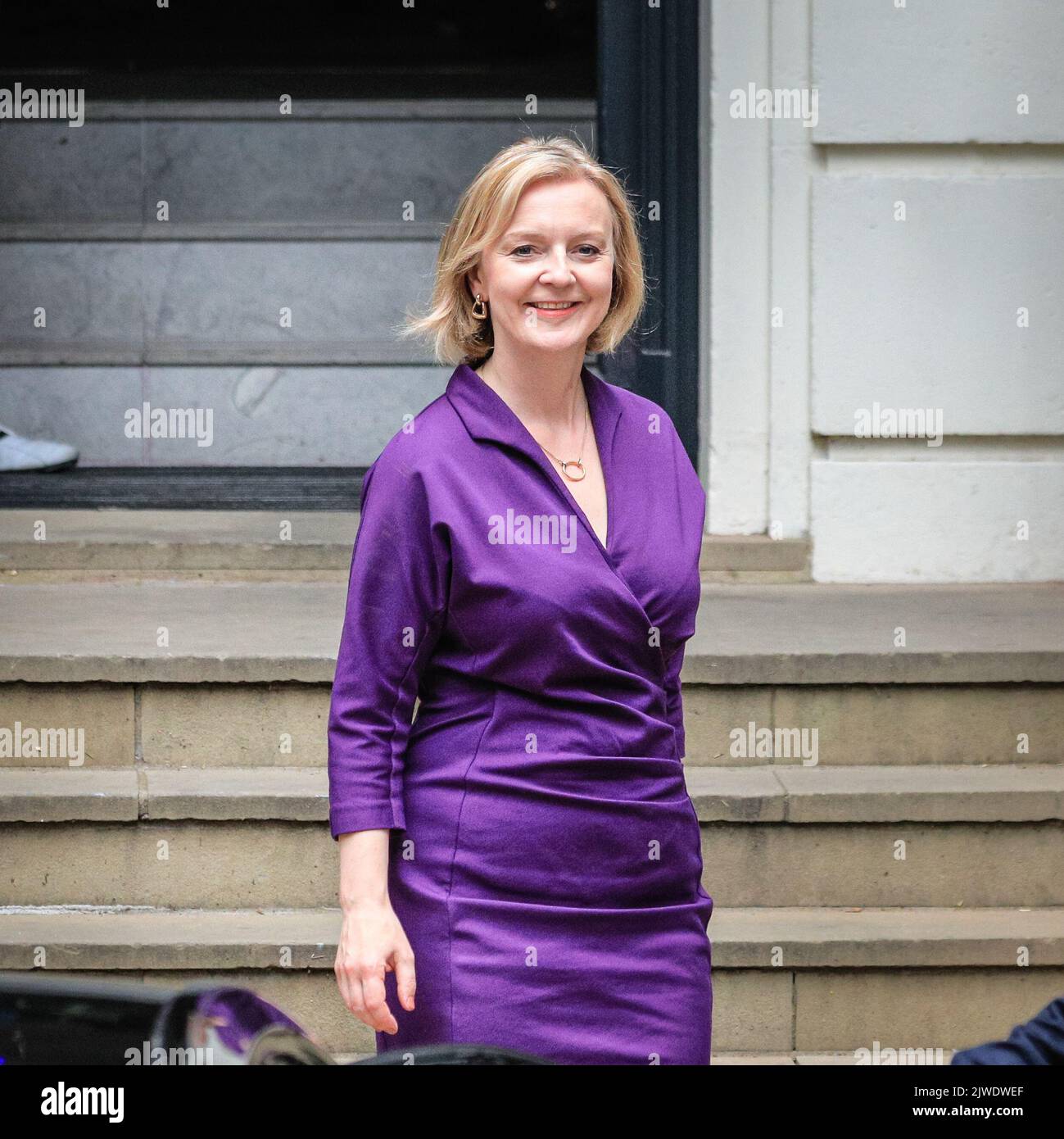 Liz truss 2022 leadership hi-res stock photography and images - Alamy