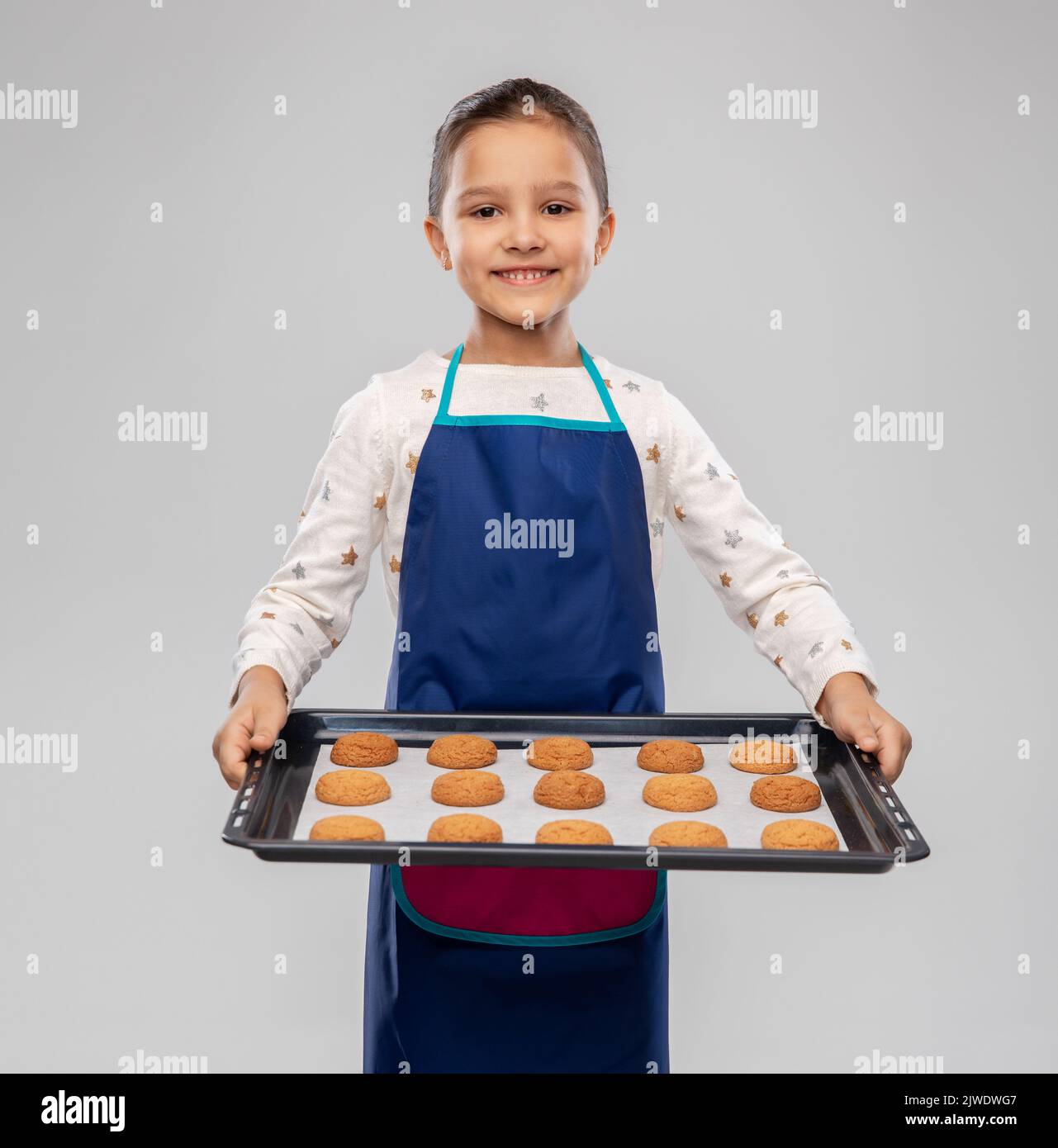 Food baking tray hi-res stock photography and images - Alamy