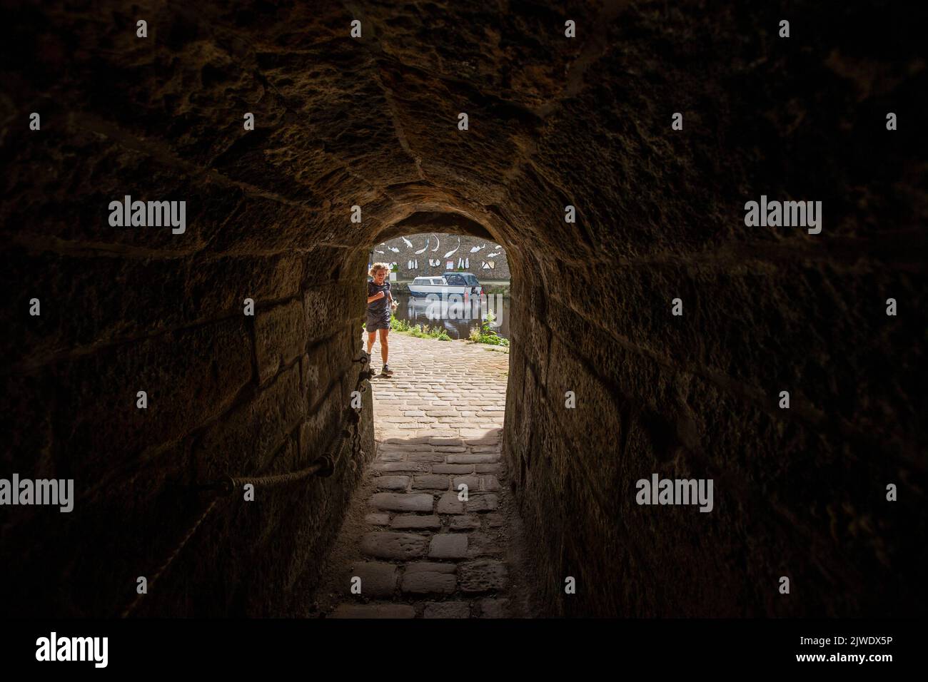 Dark mills buildings hi-res stock photography and images - Alamy