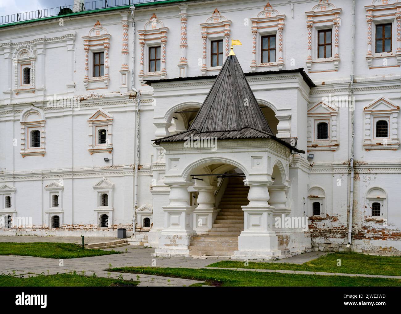 Entrance to the 15th century Prince Oleg's Palace in Ryazan Kremlin ...