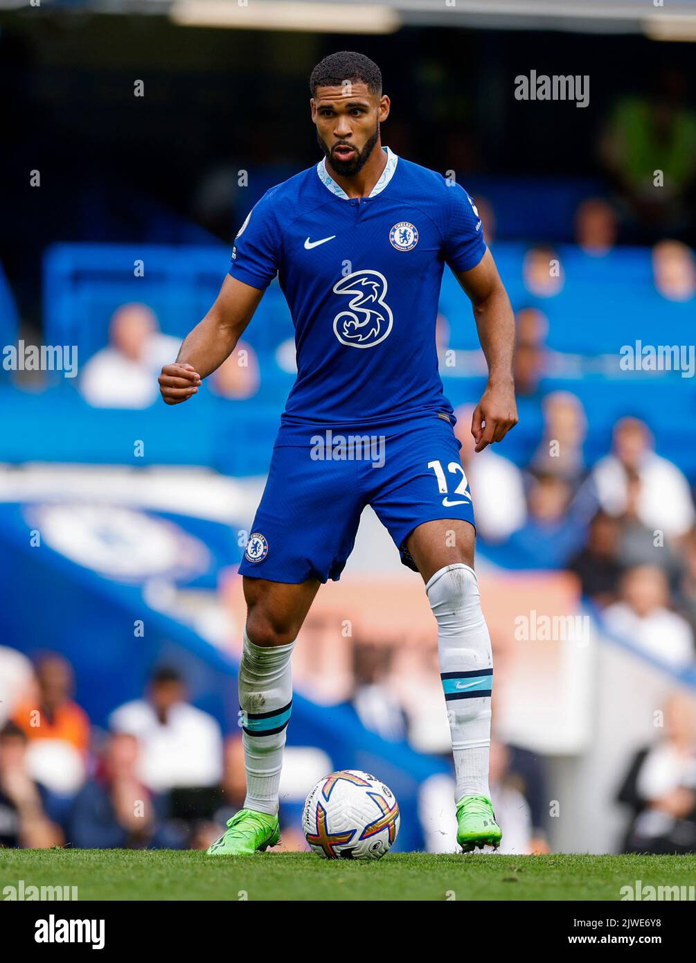 Loftus cheek chelsea 2022 hi-res stock photography and images - Alamy