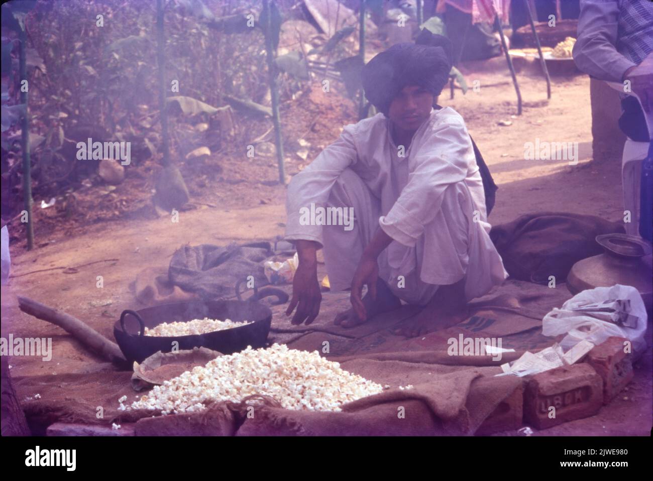 Pop Corn Maker, Rural India Stock Photo - Alamy