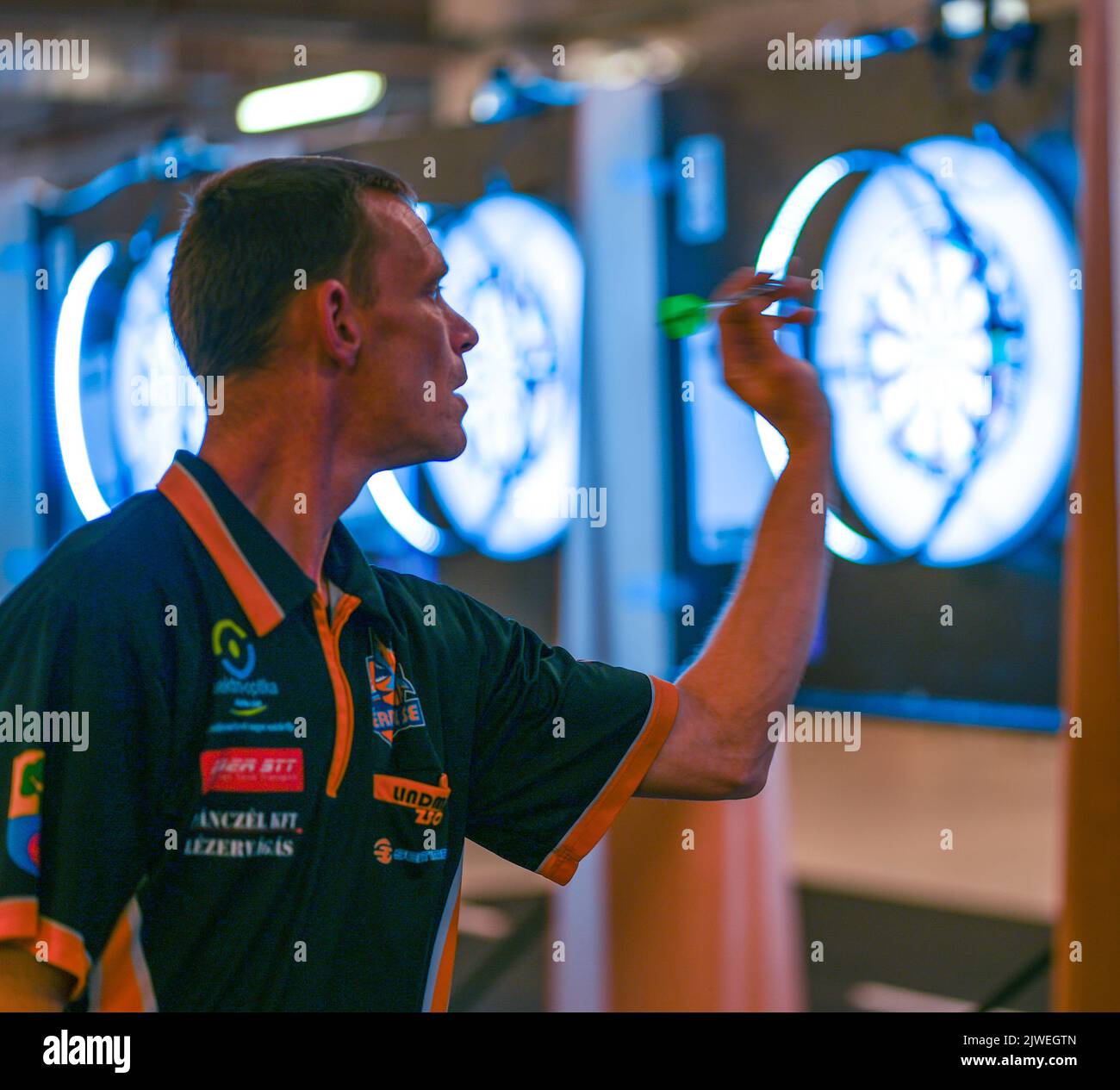 Darts competition hi-res stock photography and images - Alamy