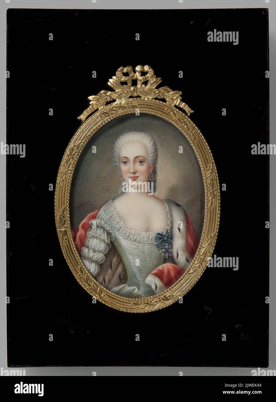 Portret damy w szarosrebrzystej sukni. unknown, painter Stock Photo - Alamy