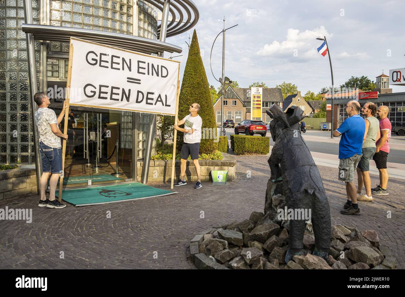 Asielhotel hi-res stock photography and images - Alamy