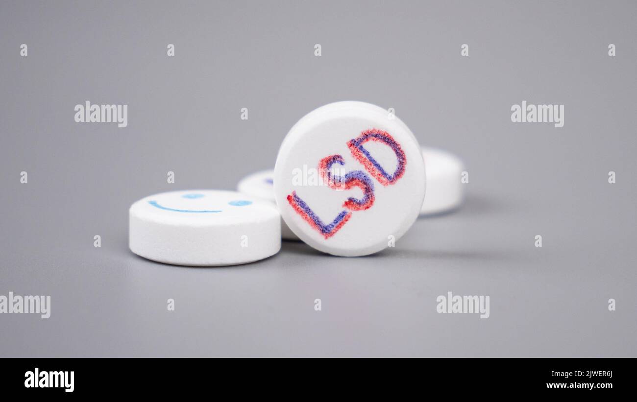 Lsd acid hi-res stock photography and images - Alamy