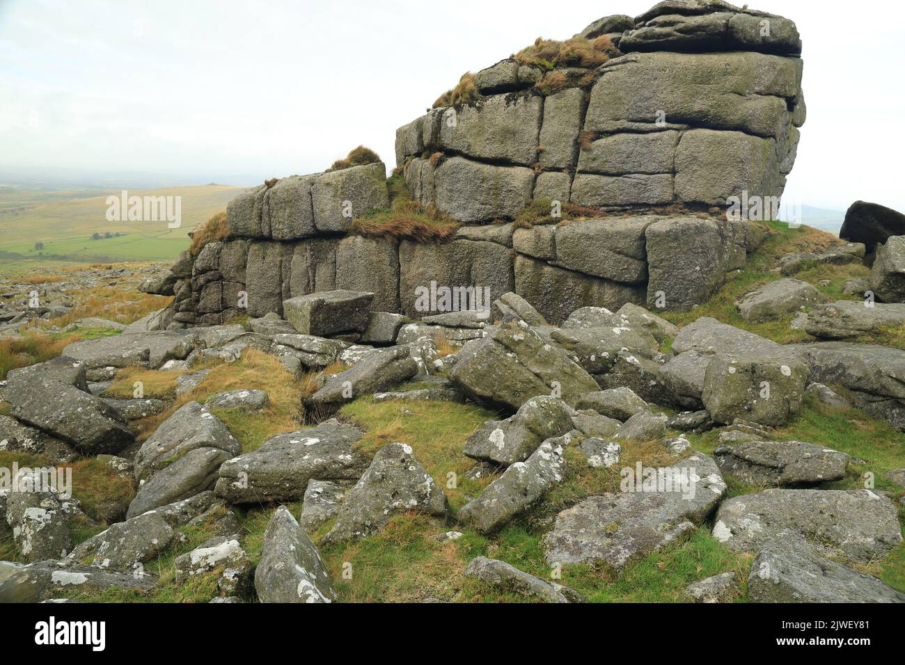 Rock stacks on Great Mis tor, Dartmoor, Devon, England, UK Stock Photo ...
