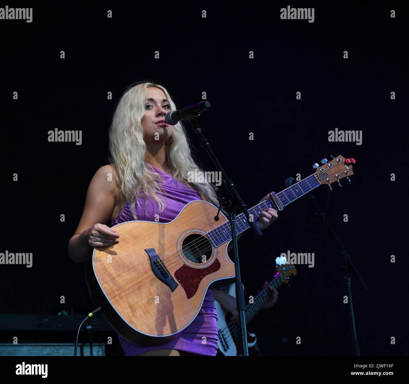 September 4, 2022, Portsmouth, Virginia, USA: MEGAN MORONEY brings some ...
