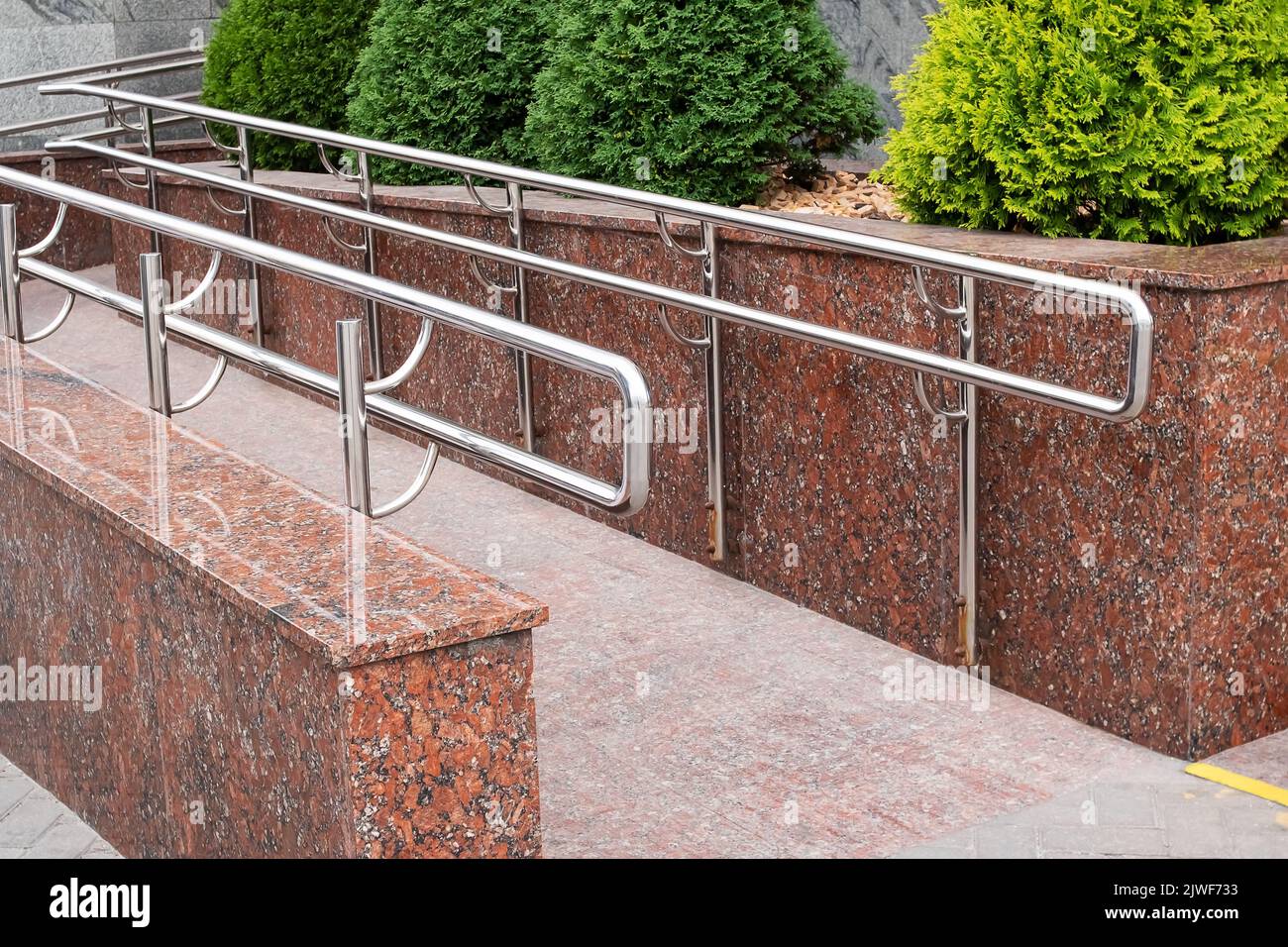 Wheelchair ramp house hi-res stock photography and images - Alamy
