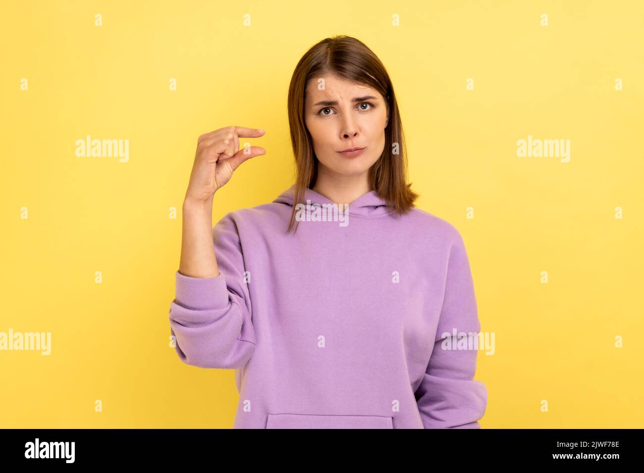 Pleading small hi-res stock photography and images - Alamy