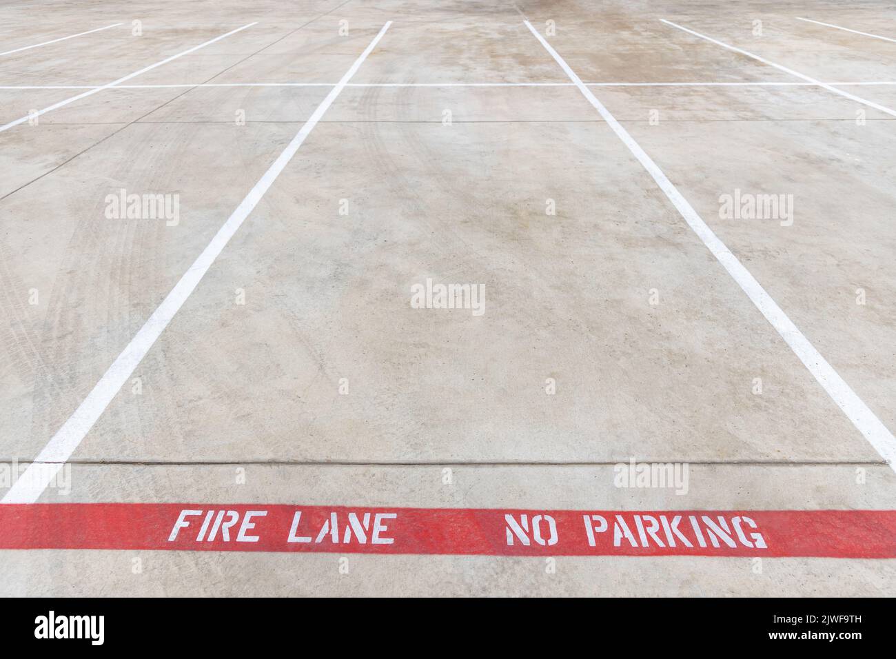 White line no fire icon hi-res stock photography and images - Alamy