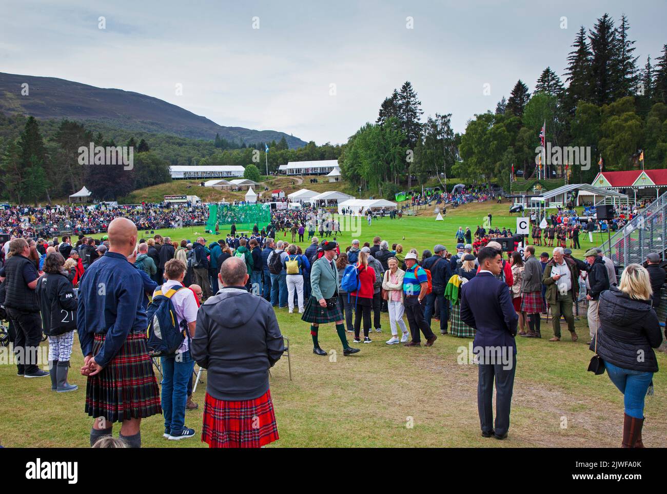 Braemar royal highland gathering 2022 hi-res stock photography and ...