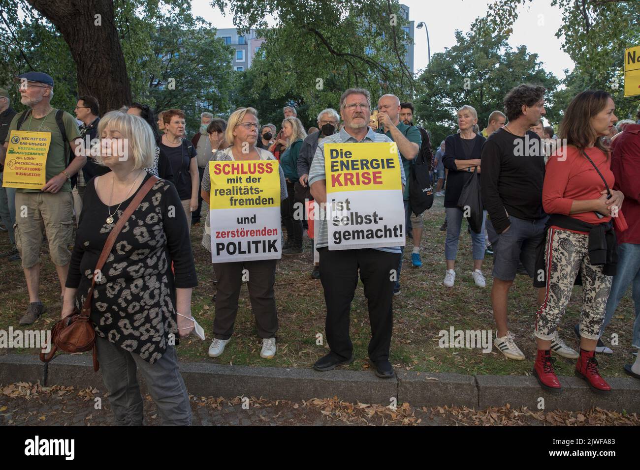 Berlin, Germany. 5th Sep, 2022. Protesters gathered on September 5 ...