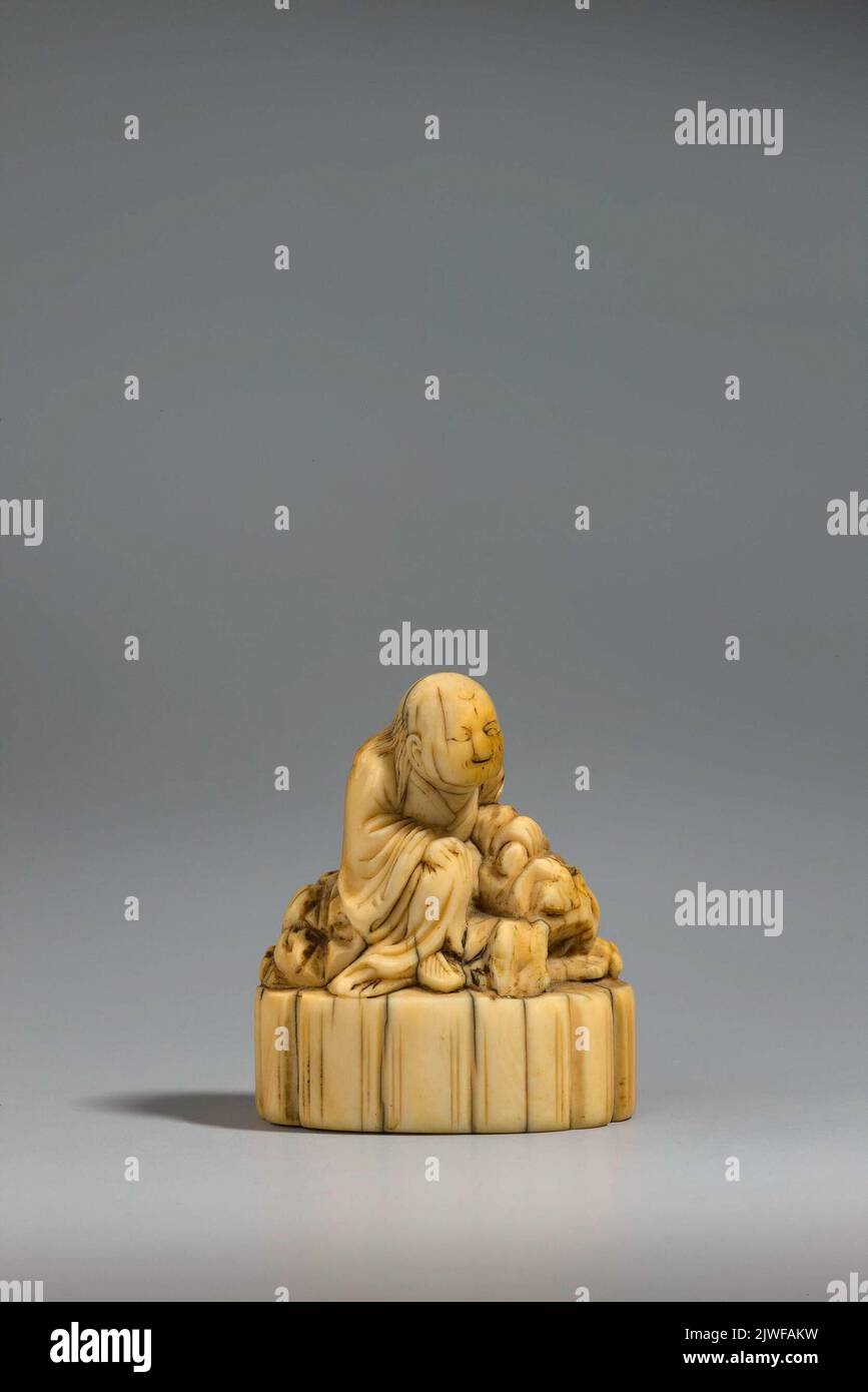 Stamp netsuke hi-res stock photography and images - Alamy