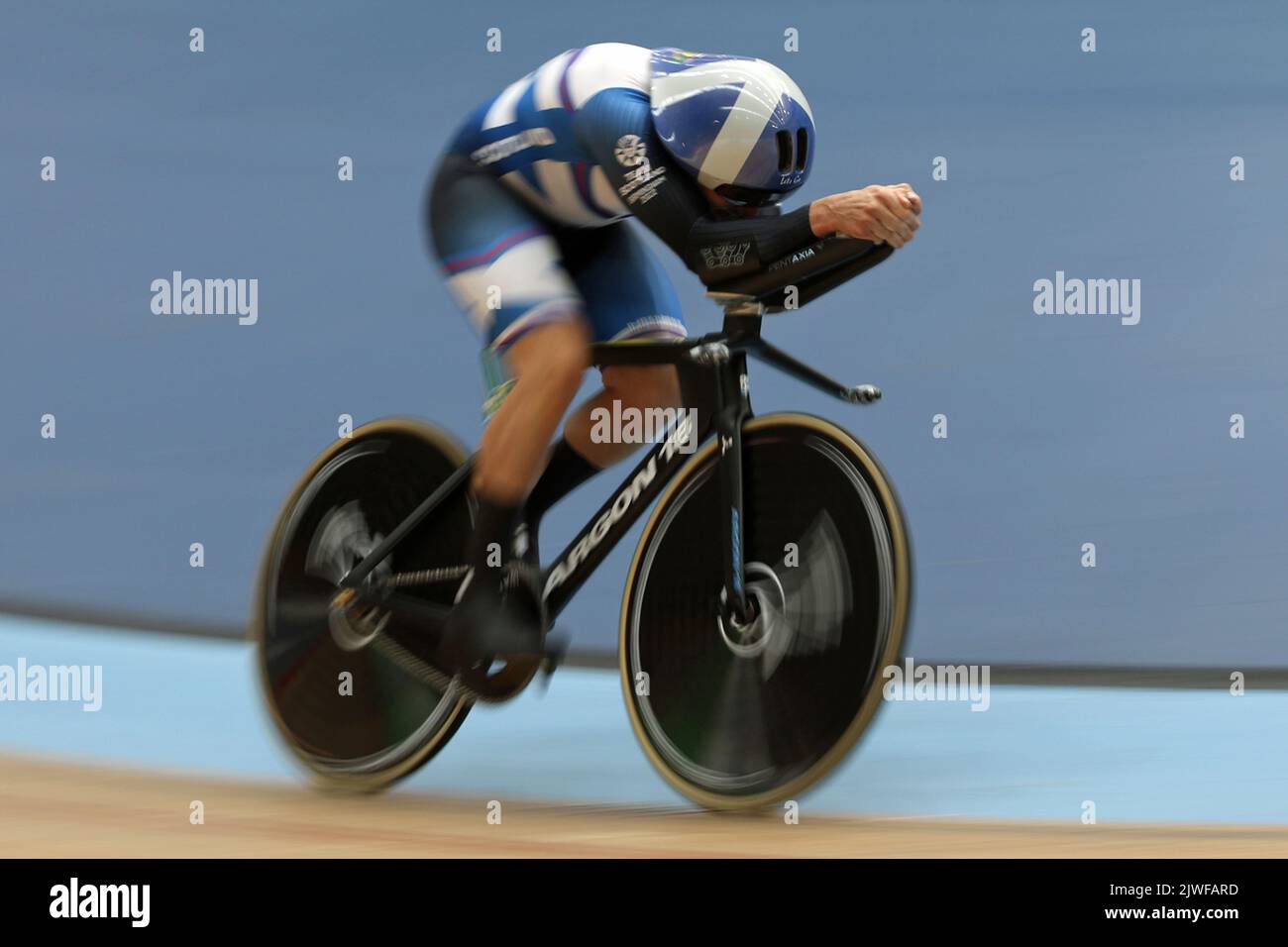 Kyle GORDON of Scotland in the Men's 4000m Individual Pursuit cycling ...