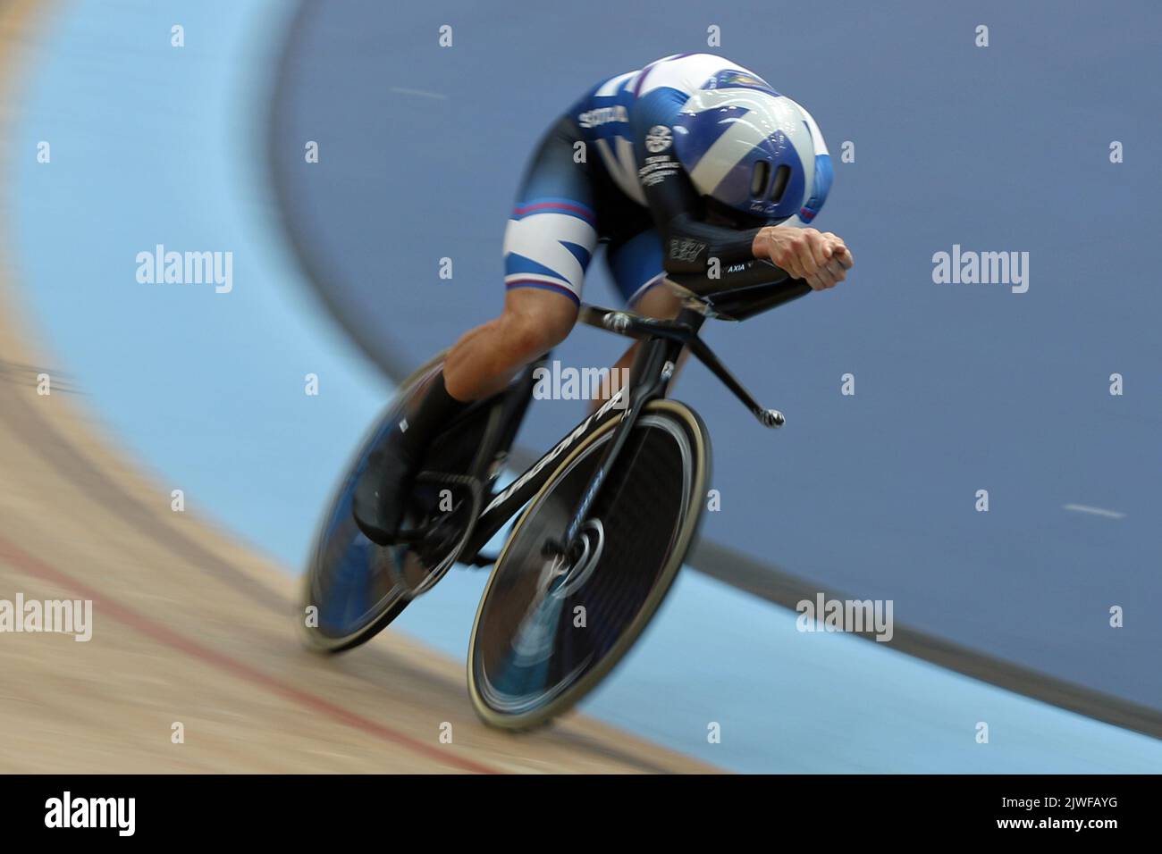 Kyle GORDON of Scotland in the Men's 4000m Individual Pursuit cycling ...