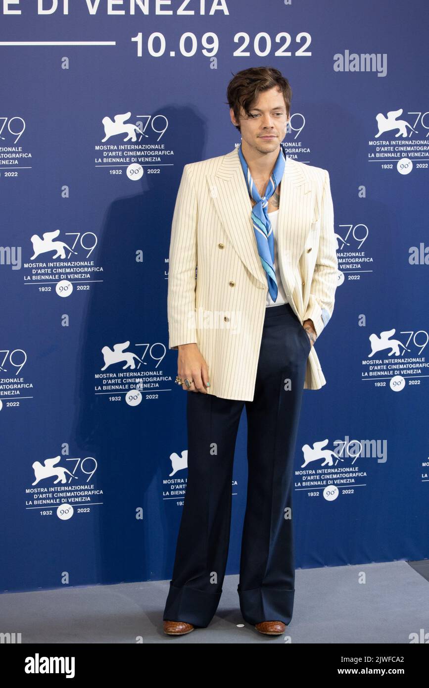 Harry Styles attends the photocall for "Don't Worry Darling" at the ...