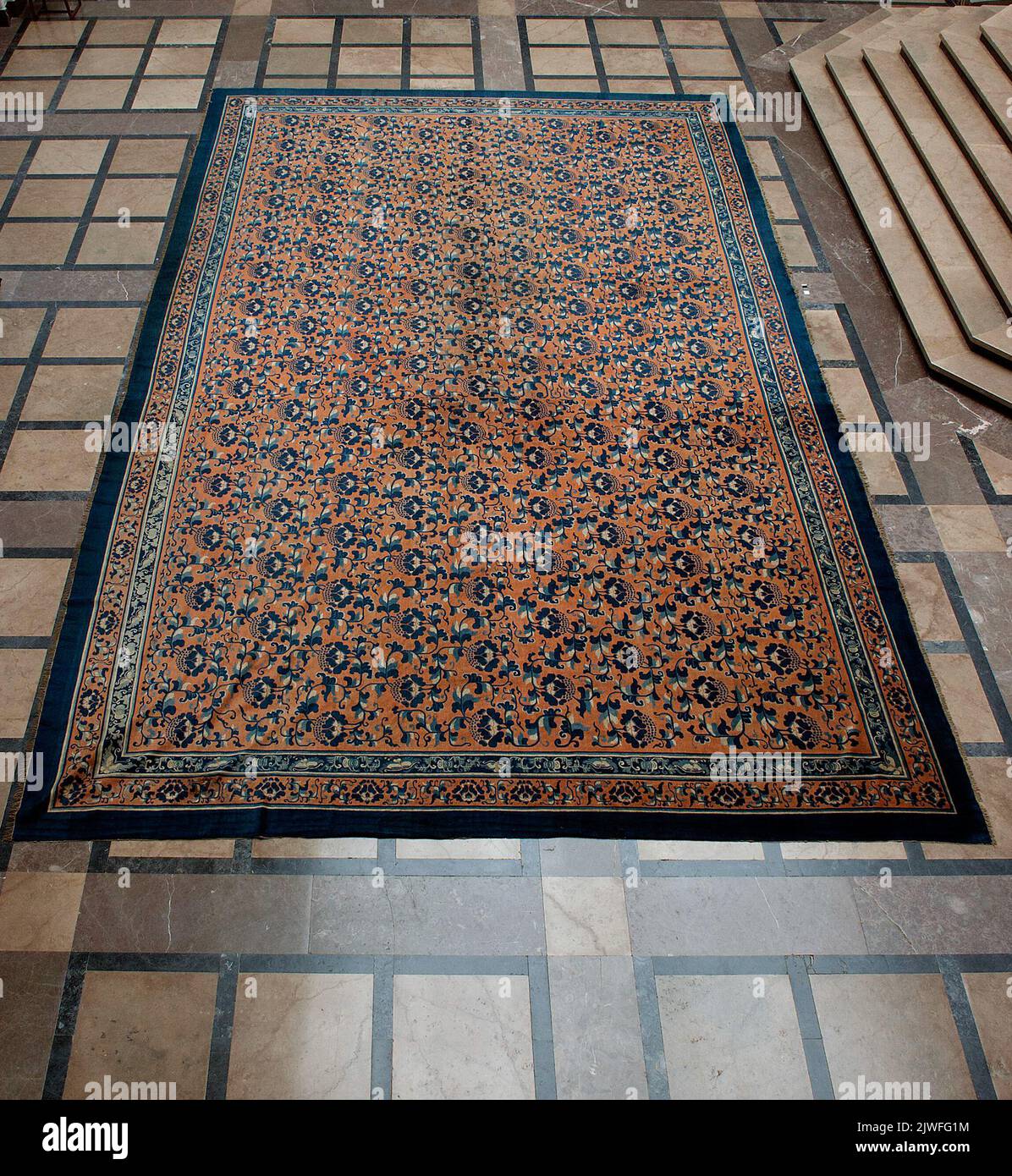 Far eastern motifs hi-res stock photography and images - Alamy