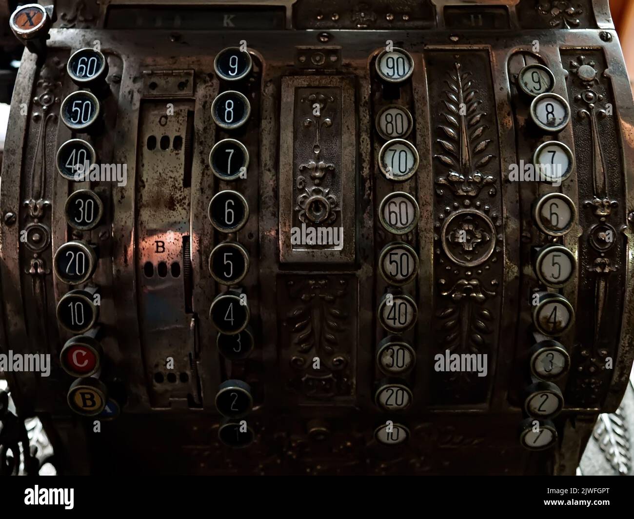Keyboard of the vintage cash register Stock Photo - Alamy