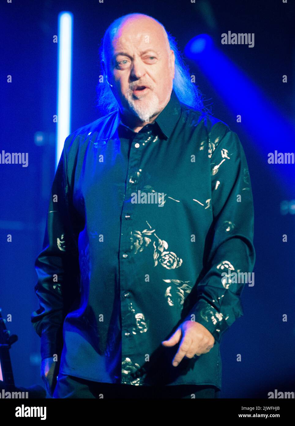 Bill Bailey at the towersey festival claydon house buckinghamshire ...