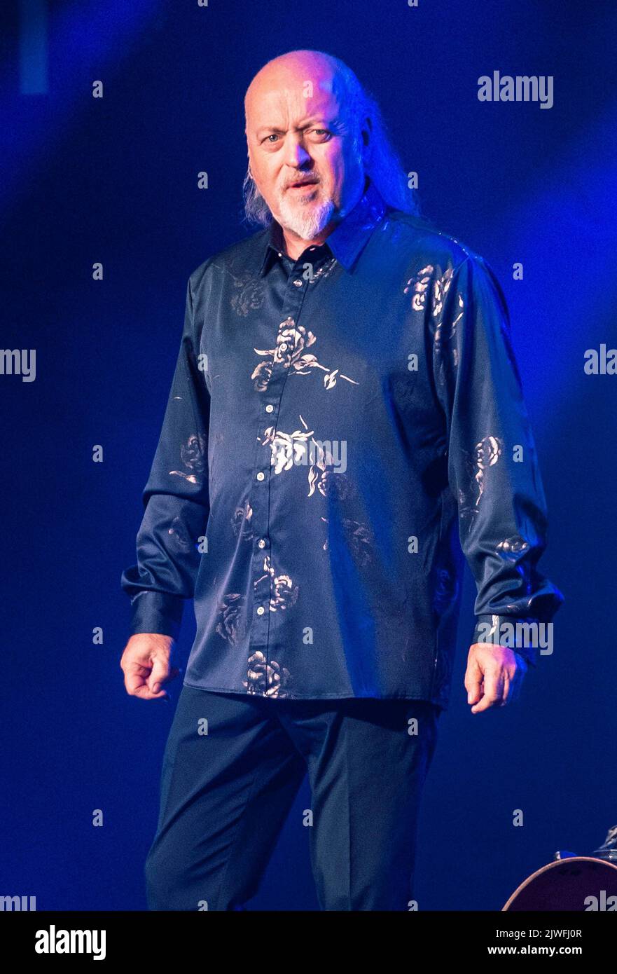 Bill Bailey at the towersey festival claydon house buckinghamshire ...